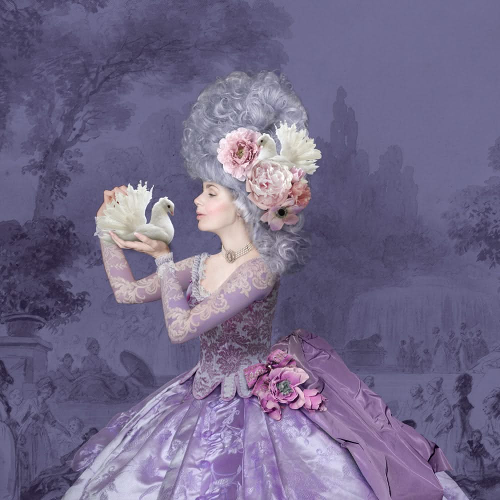 Diva Dove - Back To The Wall